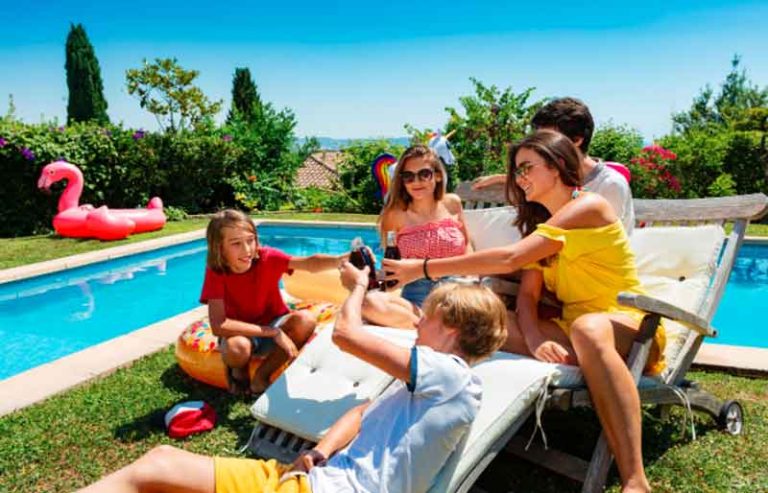 34 Fun 15th Birthday Party Ideas in 2025 - Home Run Gifts